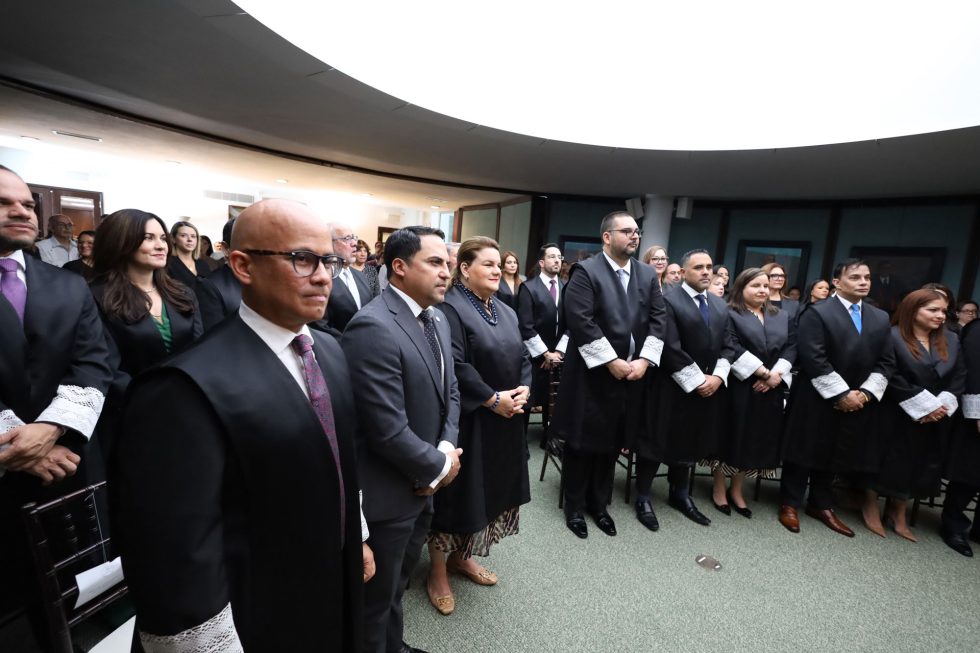 Tribunal Supremo juramenta a jueces y juezas del Tribunal de Primera ...